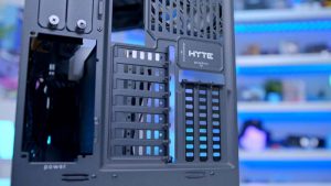 HYTE Y60 Review – The Game-Changer Case - GeekaWhat