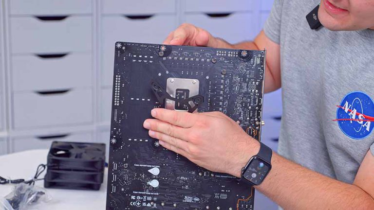 The Best RTX 4070 Ti SUPER Gaming PC Build Guide - GeekaWhat