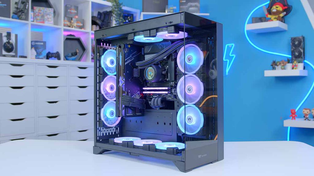How to Build an Awesome RX 7900 XTX Gaming PC - GeekaWhat